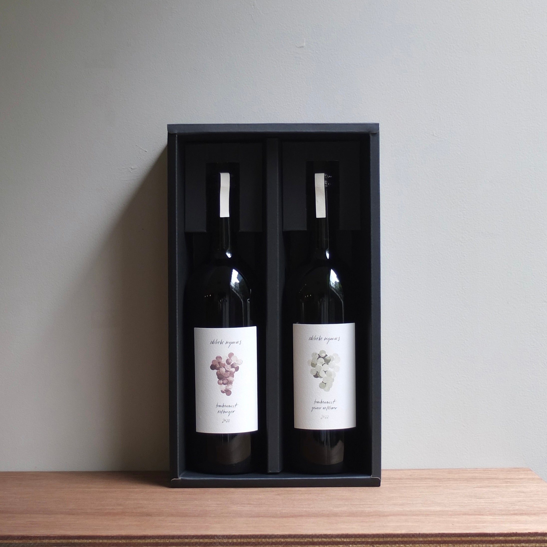 【YOLOsのお中元2025】大人のぶどうジュース赤・白セット